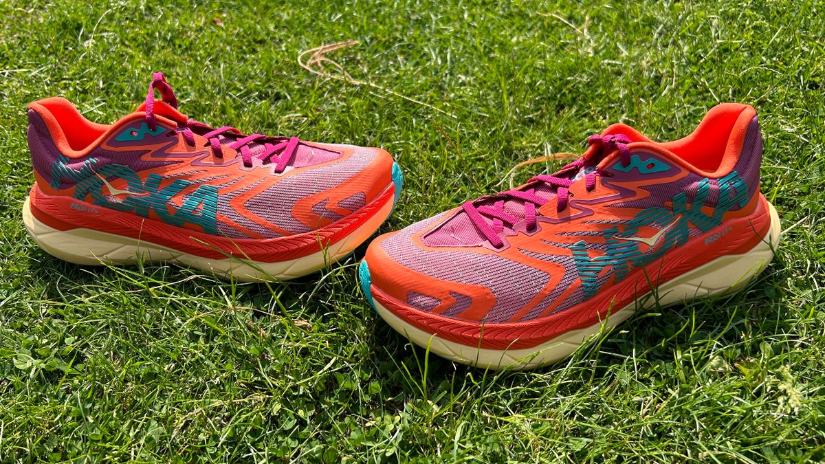 Hoka Tecton X2 Review | Coach