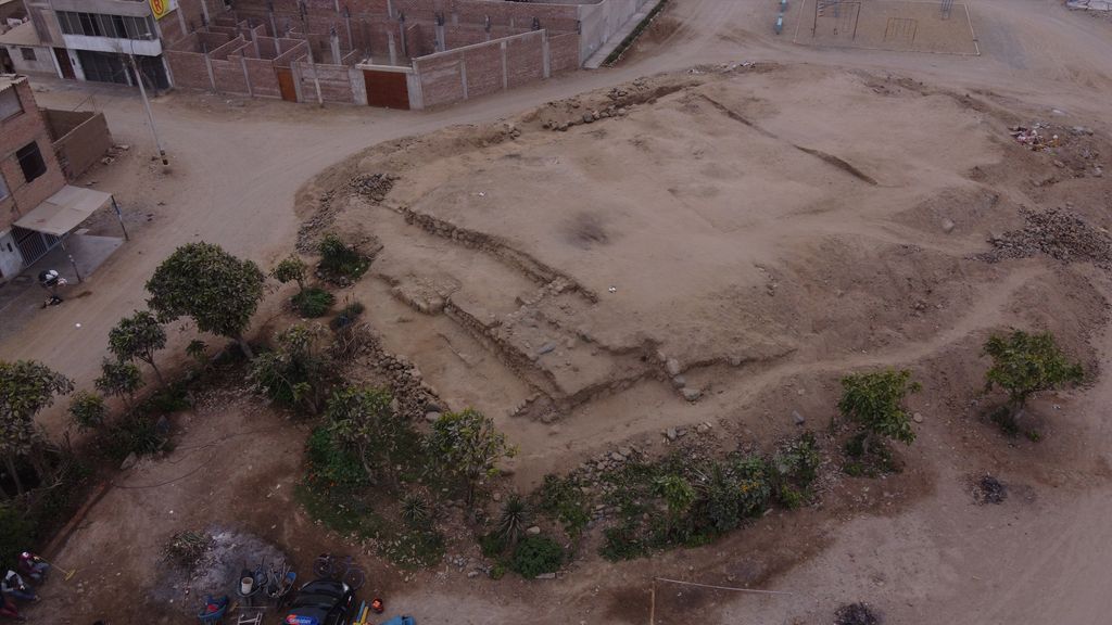 76 child sacrifice victims with their hearts ripped out found in Peru ...