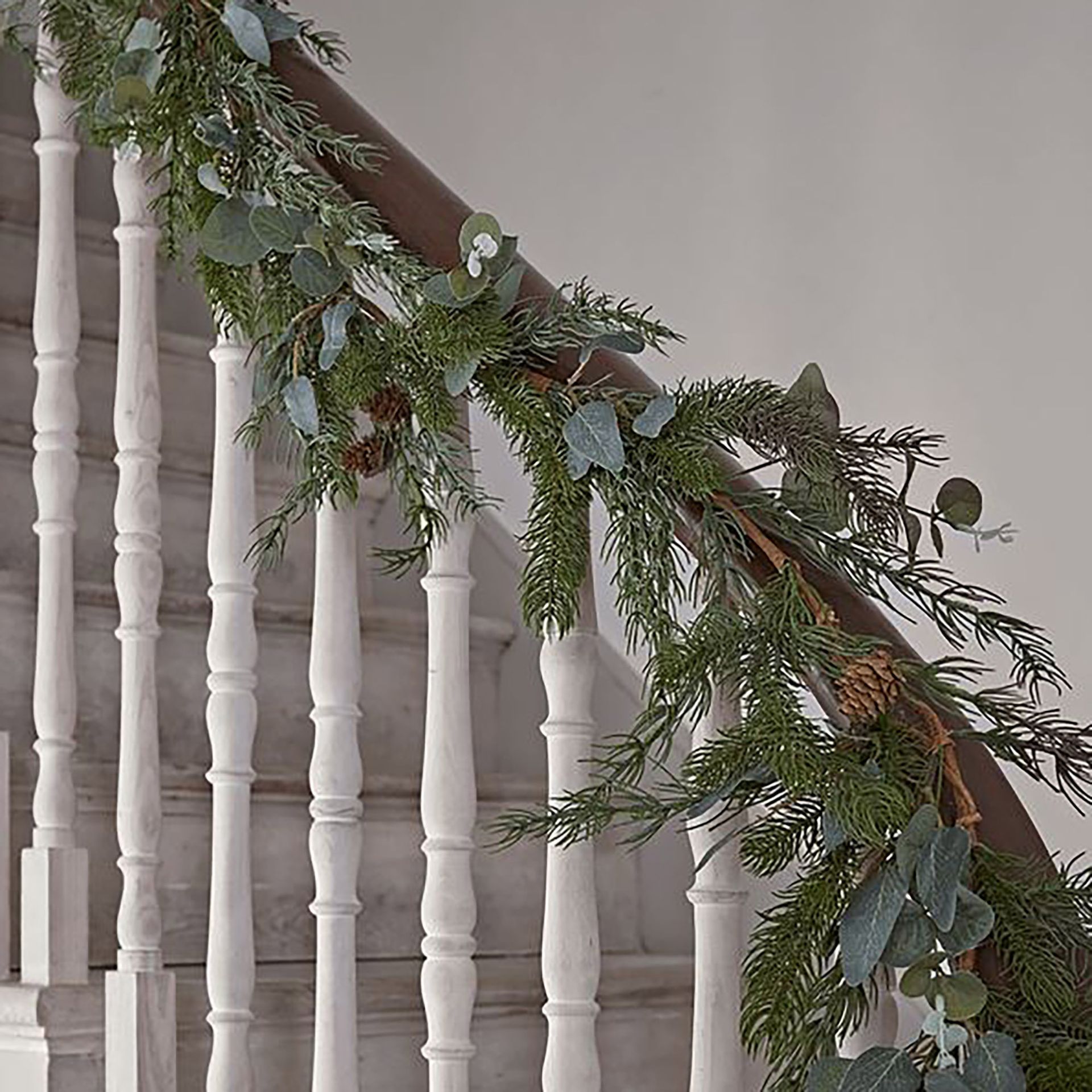 This viral DIY door garland hack is a must for Christmas | Ideal Home