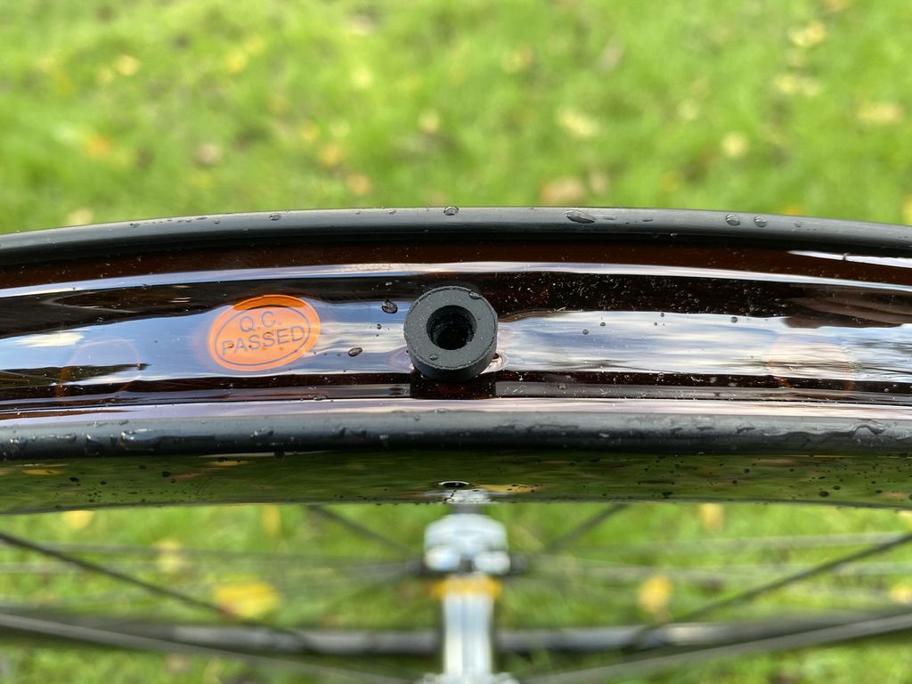 Elitewheels 50D carbon road wheels review - lighter and half the price ...