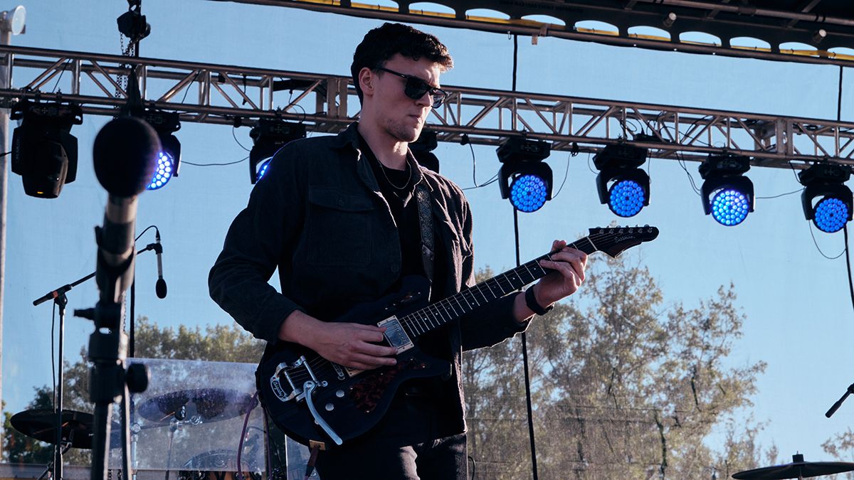 Meet George Collins – the Bieber-backed British session guitarist ...