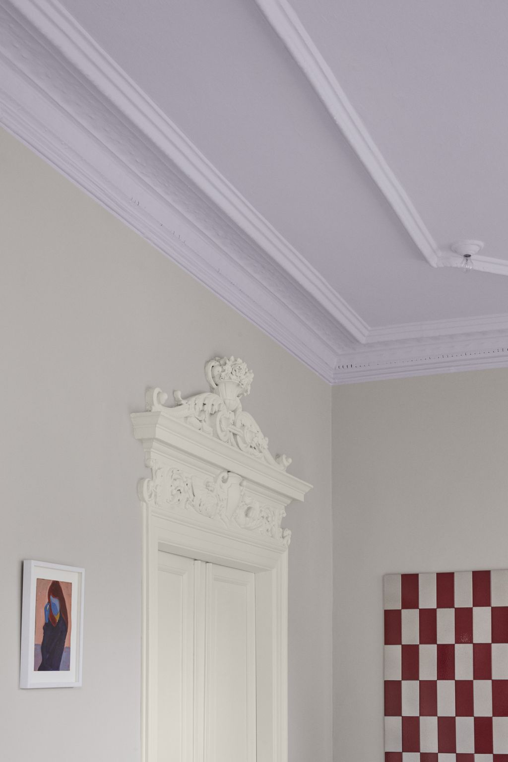 Should Ceiling and Trim be Painted the Same Color? Designers Explain ...