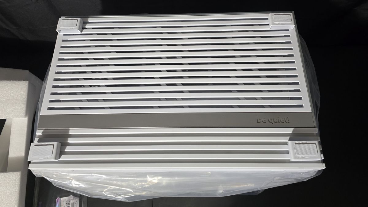 Be Quiet Light Base 900 DX Case Review: Innovative design with lots of ...