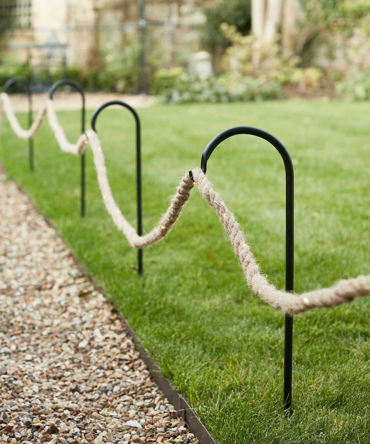 Outdoor string light ideas: 10 ways to create a sparkling garden ...