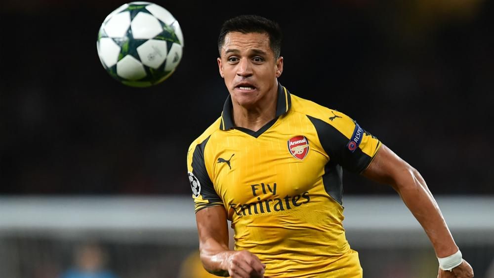 Wenger salutes Suarez-like Sanchez | FourFourTwo