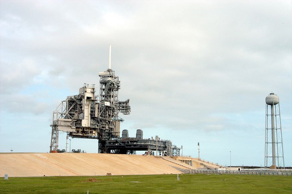 Photos: The Kennedy Space Center, NASA's Historic Spaceport: Page 2 ...
