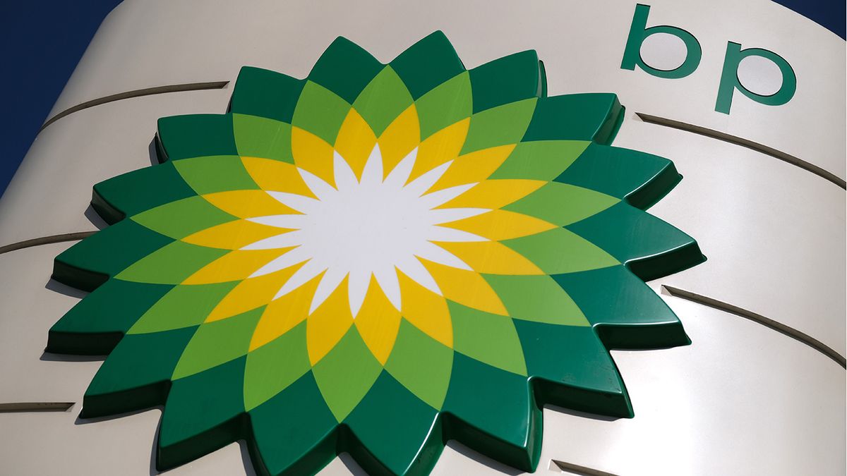 BP looks set to return more money to shareholders as it beats ...