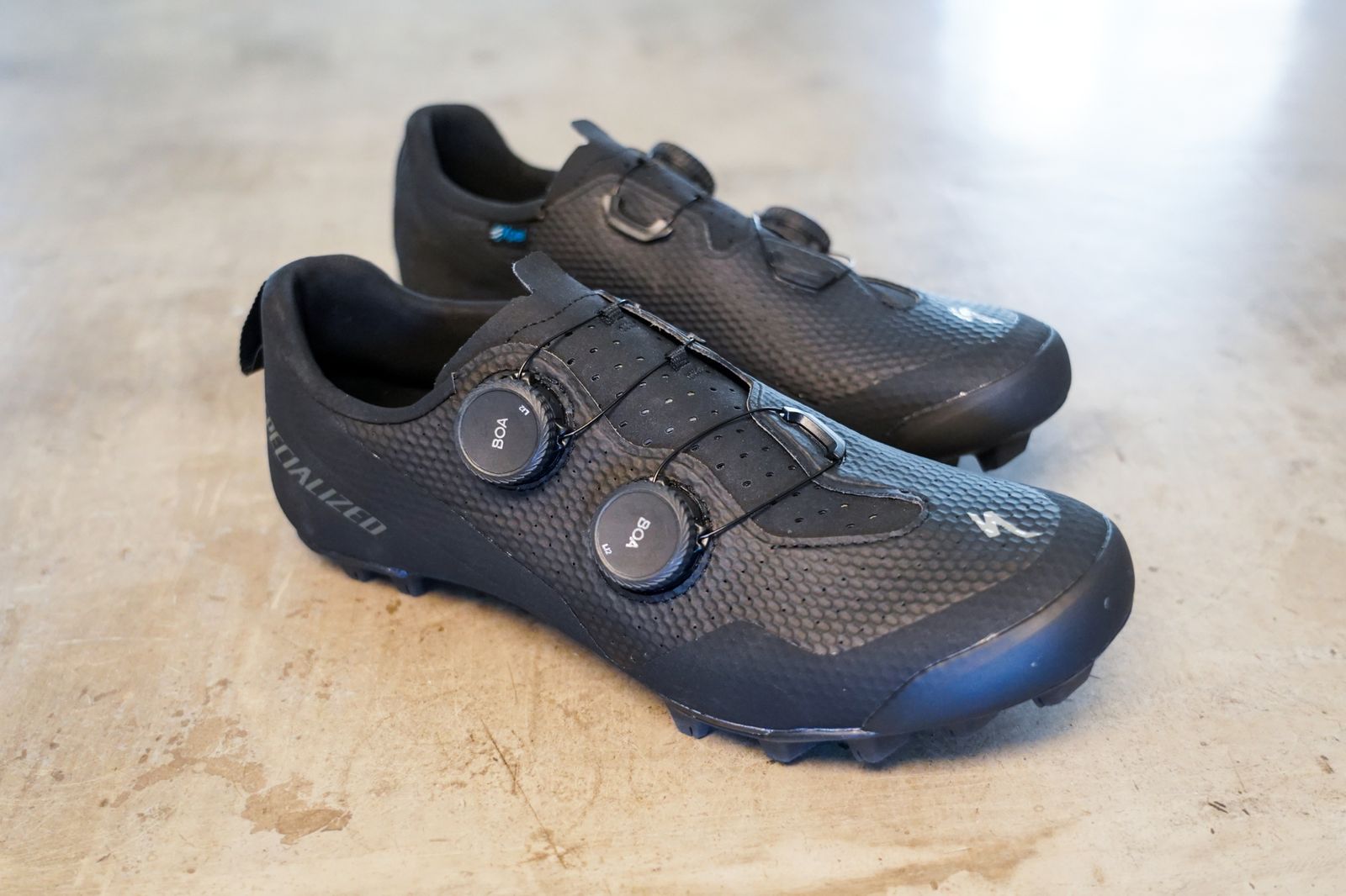 A first look at Specialized's revamped family of Recon off-road shoes ...