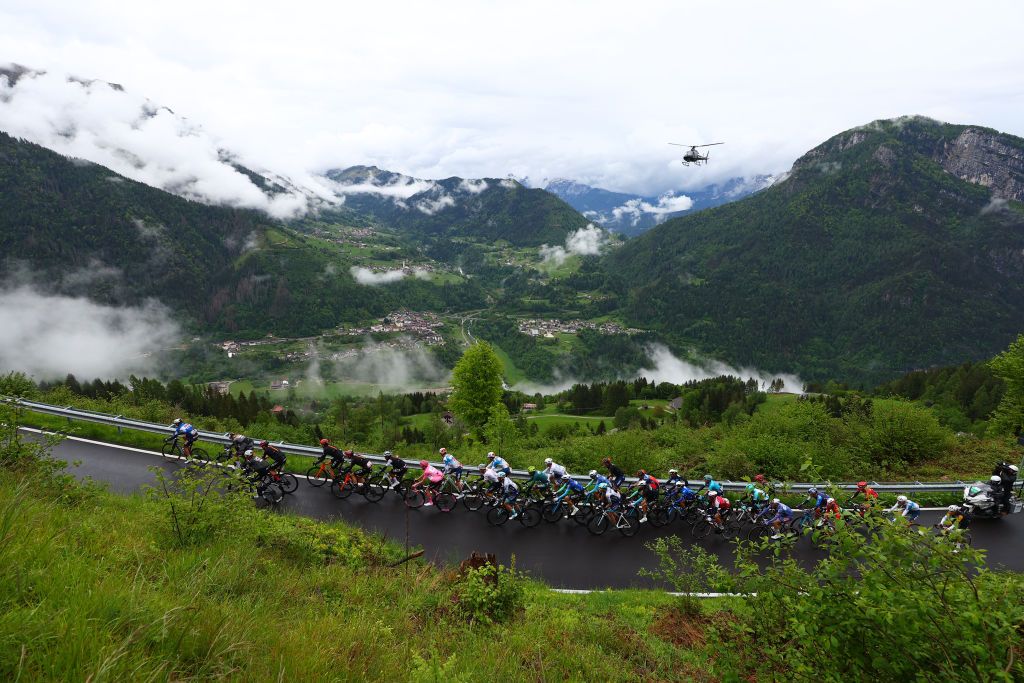 Giro d'Italia: Georg Steinhauser solos to victory on Passo Brocon ...