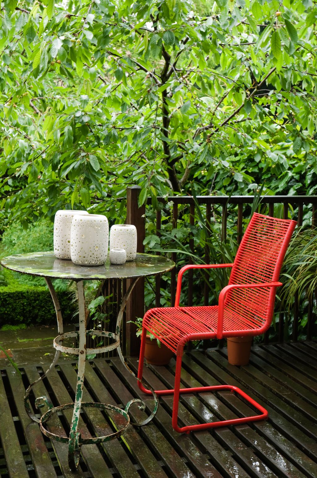 What outdoor furniture lasts the longest? 5 durable options | Livingetc