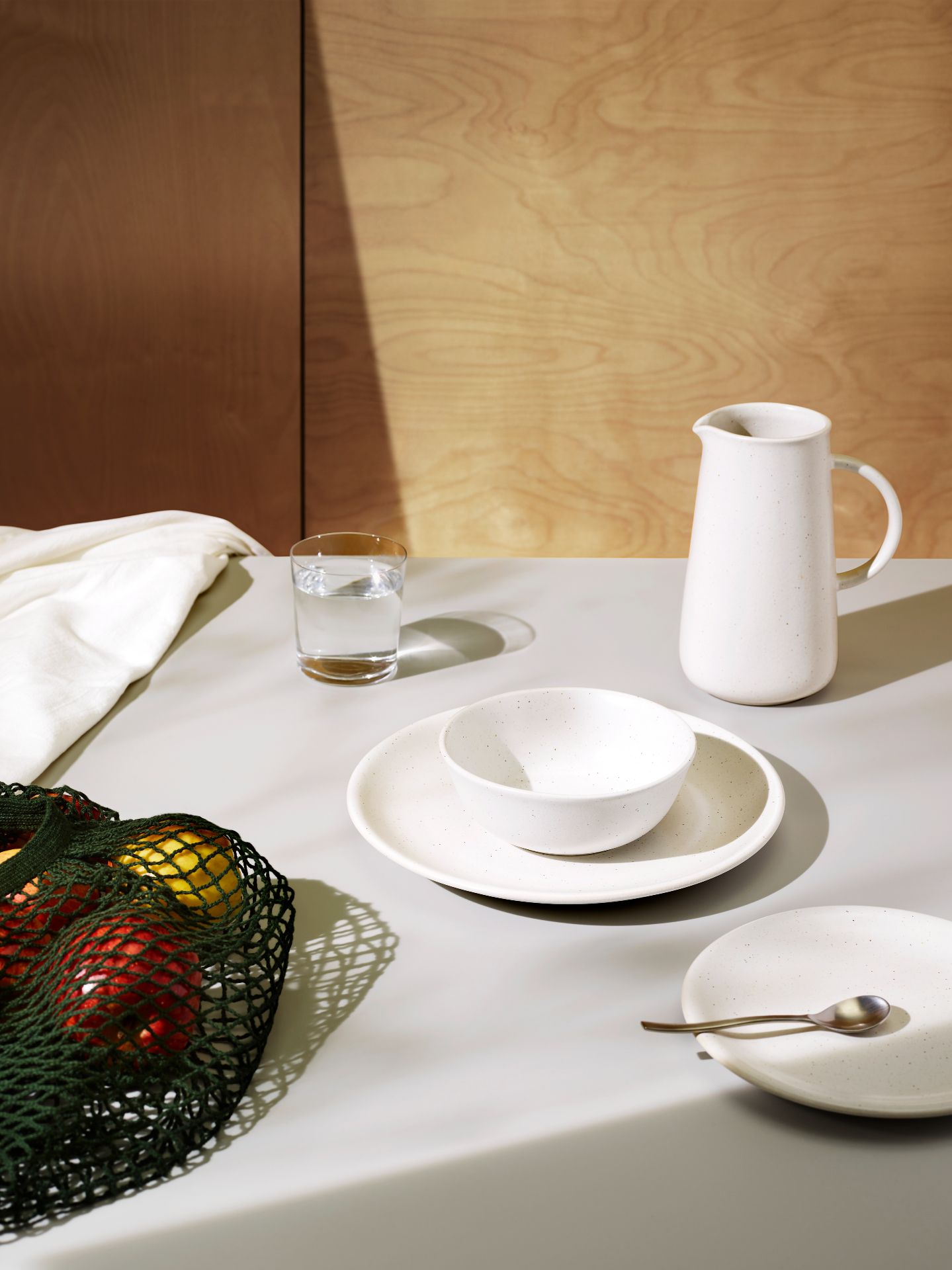 A minimal table setting design defined by durability | Wallpaper