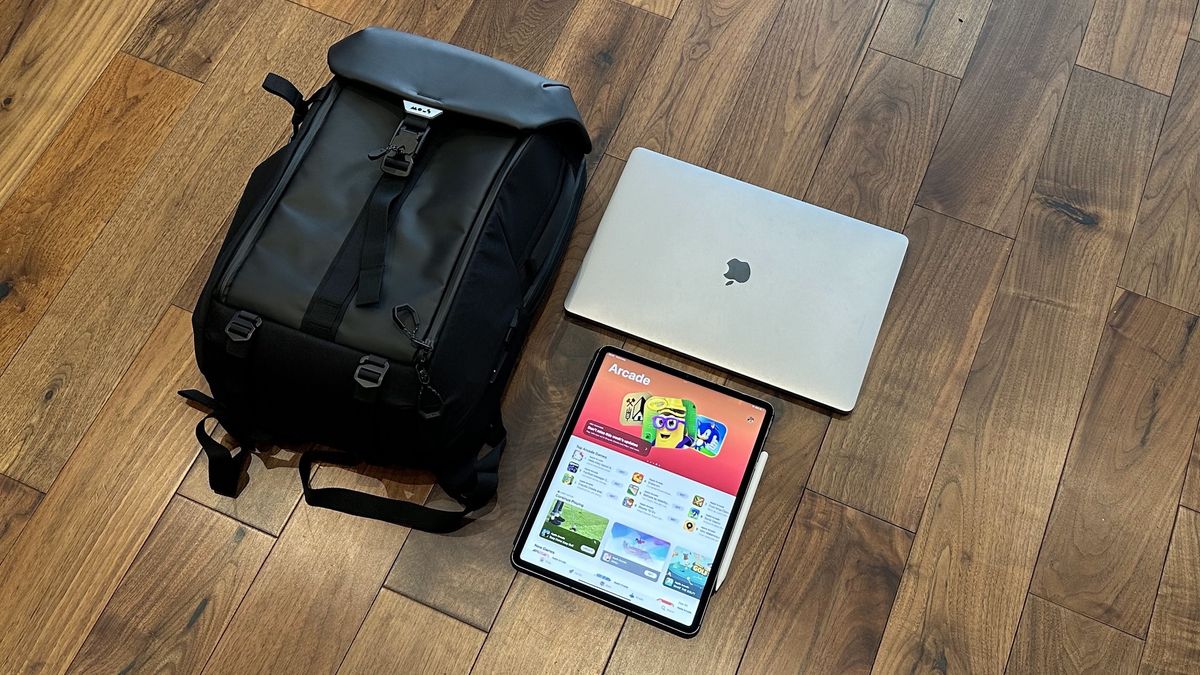 The Mous Extreme Commuter Backpack is perfect for MacBooks — and might ...
