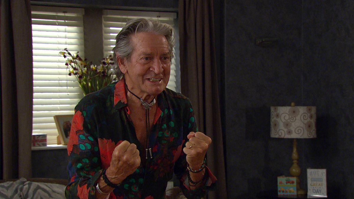 Emmerdale spoilers: Tracy Metcalfe feels SEEN and HEARD | What to Watch