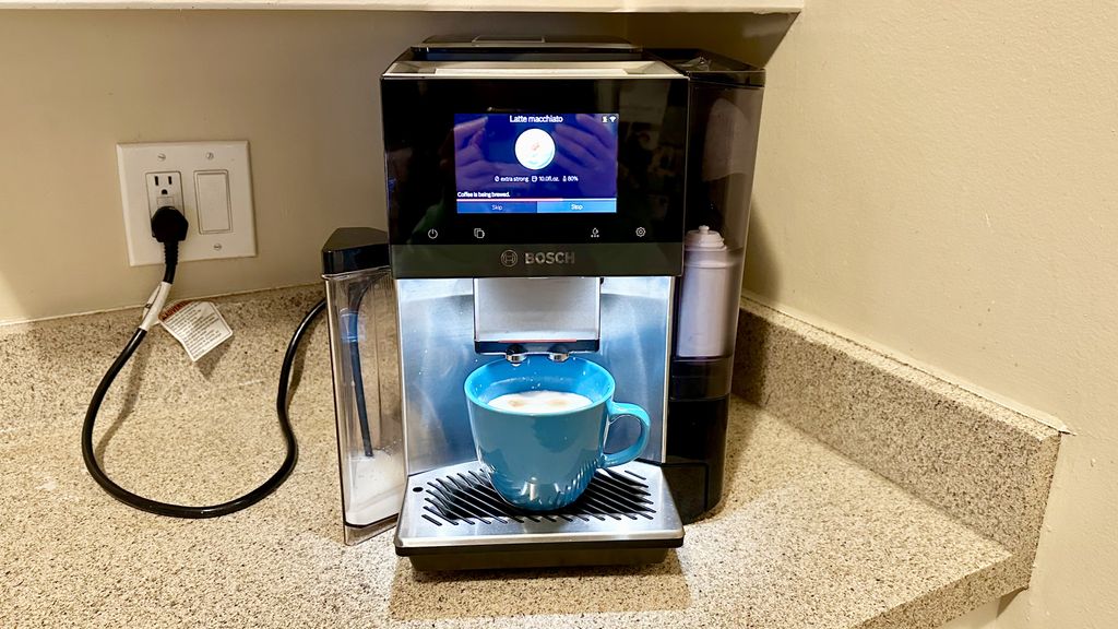 Bosch TQU60703 800 Series VeroCafe Espresso Machine review | Top Ten ...