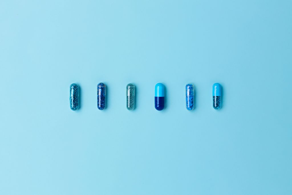 Antiviral pill cuts COVID-19 hospitalizations and deaths by 89%, Pfizer ...