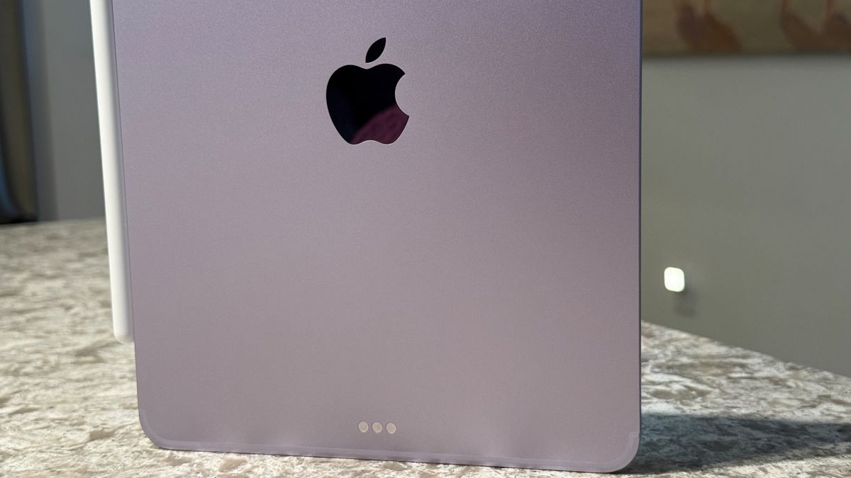 Apple iPad Air 11-inch (2025) review: A familiar build with a lot more ...
