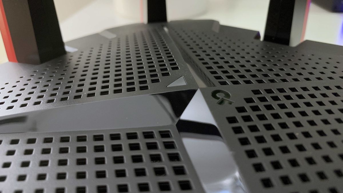TP-Link Archer GX90 router review: A gaming Wi-Fi 6 router with big ...