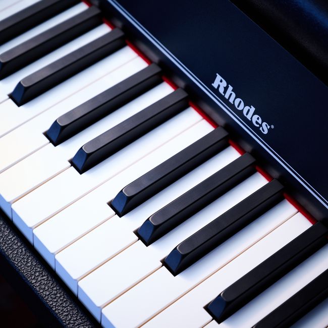 “A classic Stage Rhodes, which plays like a dream and sounds every bit ...