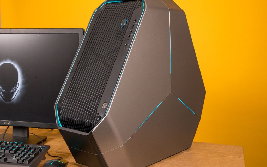 Alienware Area 51 (2018) Review: Serious Power for Serious Gamers | Tom ...