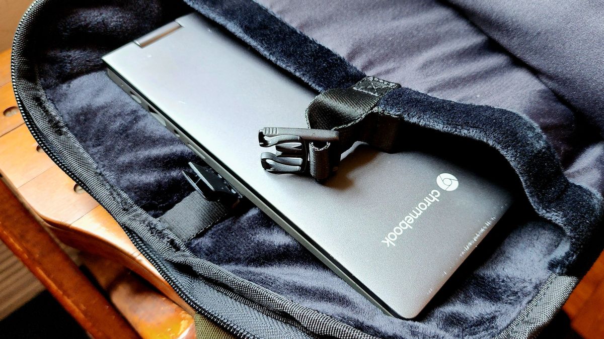 Herschel Kaslo Backpack Tech review | Laptop Mag