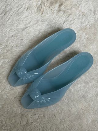 6 Key Jelly-Shoe Trends That'll Dominate Summer 2026 | Who What Wear
