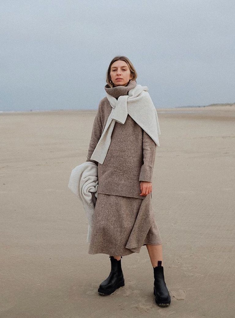 How to Layer Clothes to Outsmart the Weather This Year | Who What Wear UK