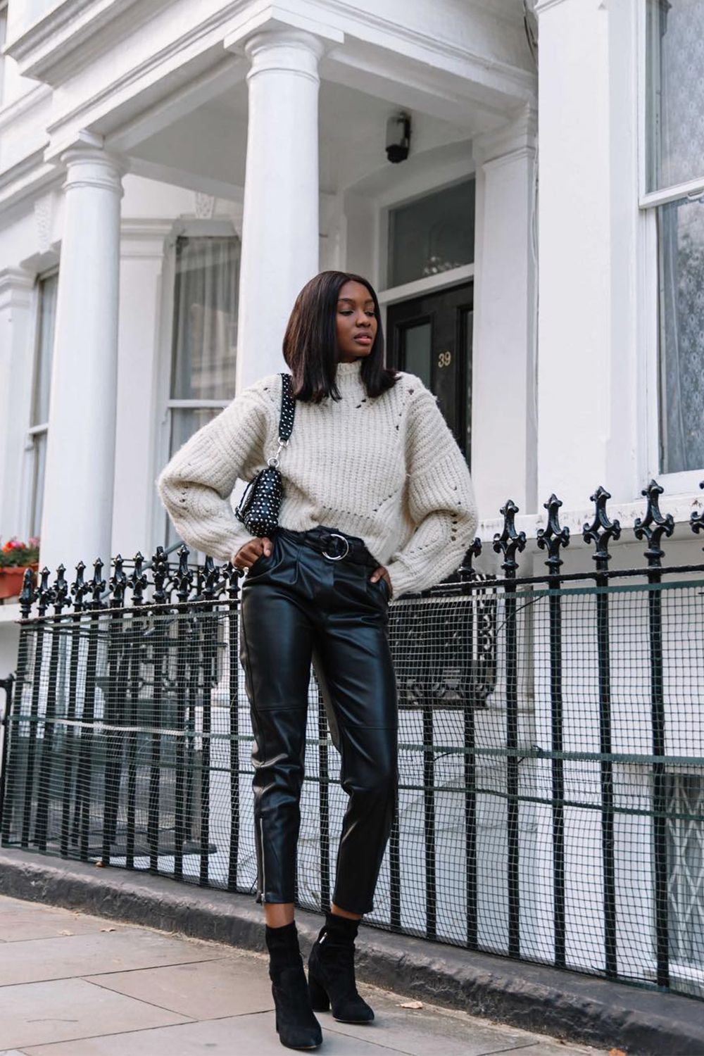 How to Do a French Tuck Like a Fashion Expert | Who What Wear UK
