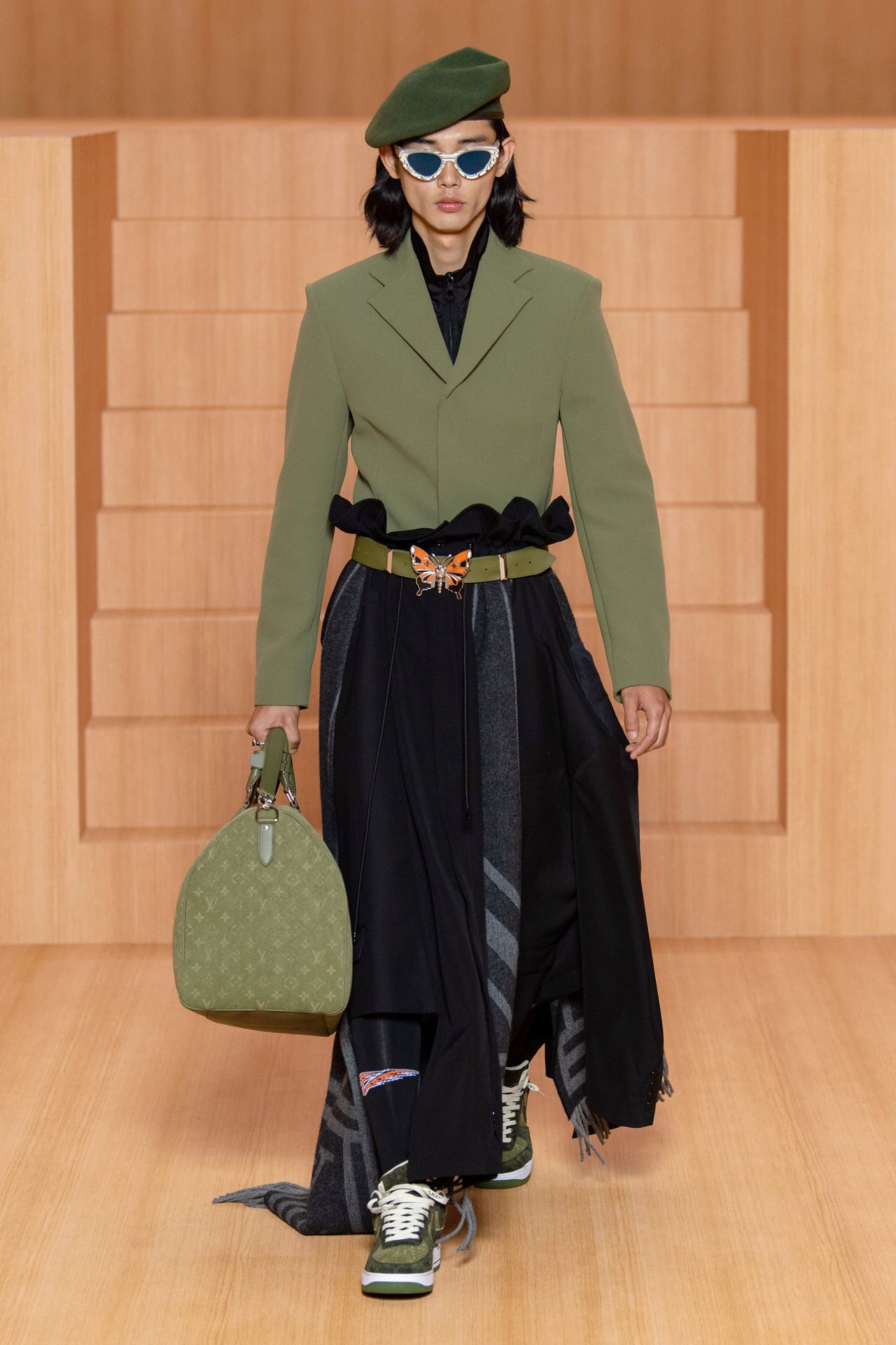 How to Wear a Beret: 7 Stylish Beret Outfits | Who What Wear