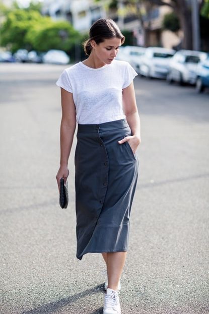 How to Actually Keep Your White Tee Clean | Who What Wear