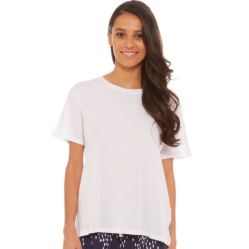 How to Actually Keep Your White Tee Clean | Who What Wear