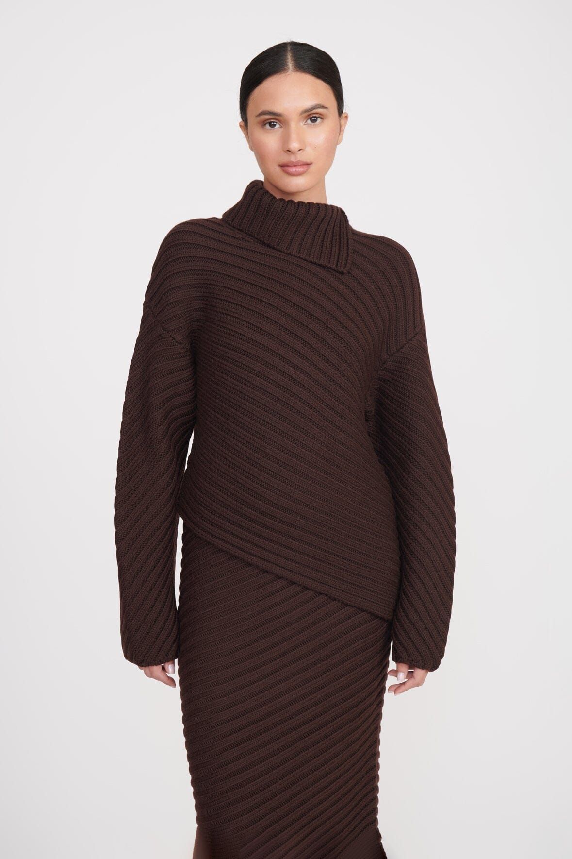 How to Fix an Itchy Sweater | Who What Wear