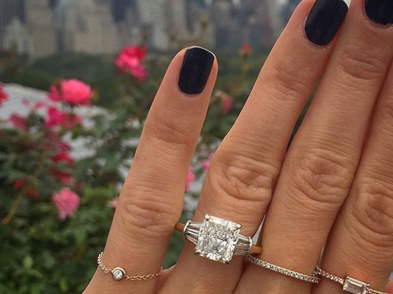 This Is the Average Carat Size for an Engagement Ring | Who What Wear