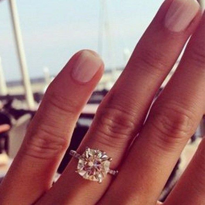 Engagement Ring Photos That Blew Up on Pinterest | Who What Wear