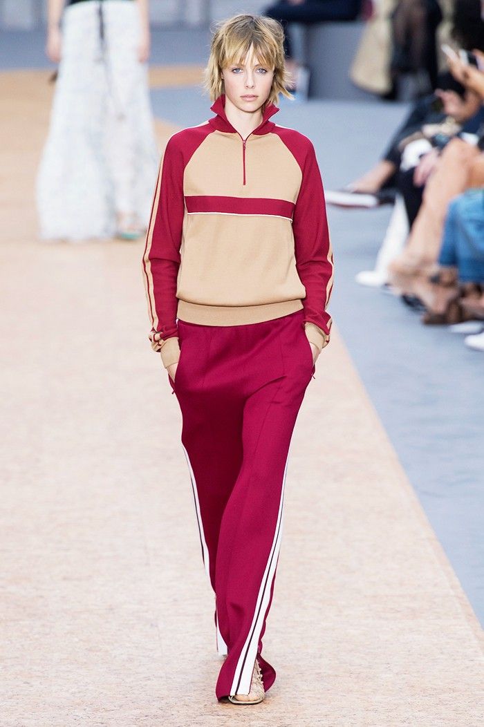 Runway Proof That the 2000s Are Back | Who What Wear