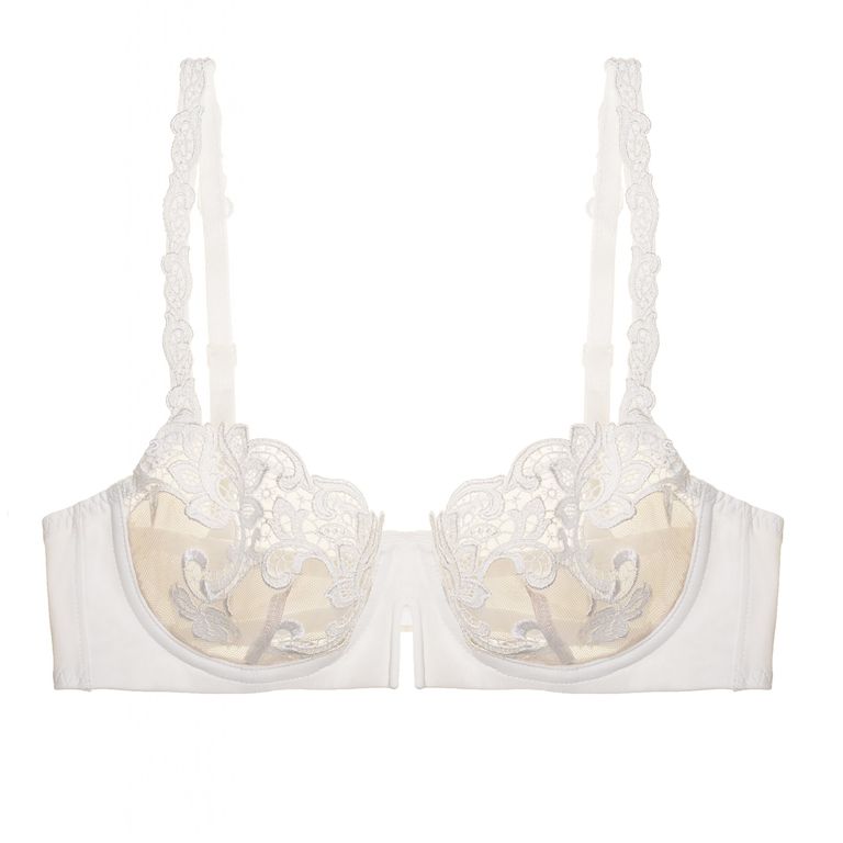 How French vs. American Women Approach Lingerie | Who What Wear