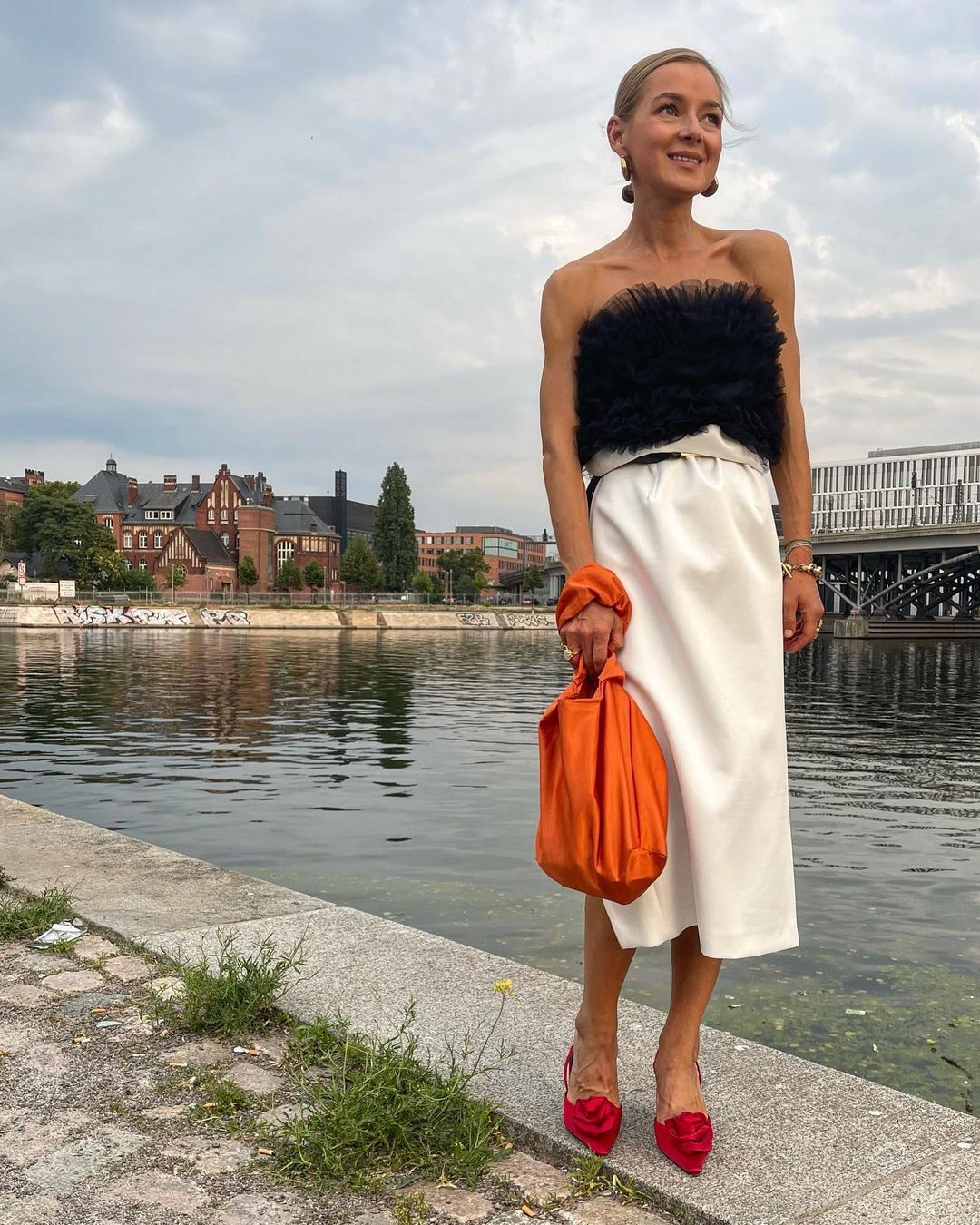 How to Shop Zara: Cool Zara Shopping Tips From Insiders | Who What Wear