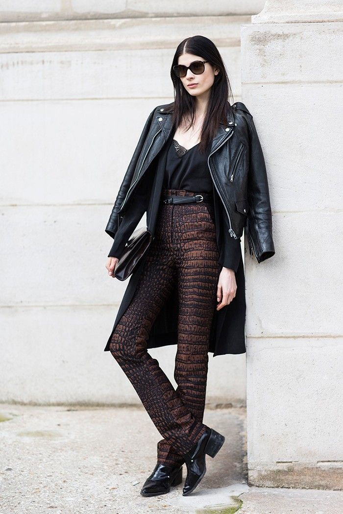 10 Ways to Pose Like a Model for Photos | Who What Wear