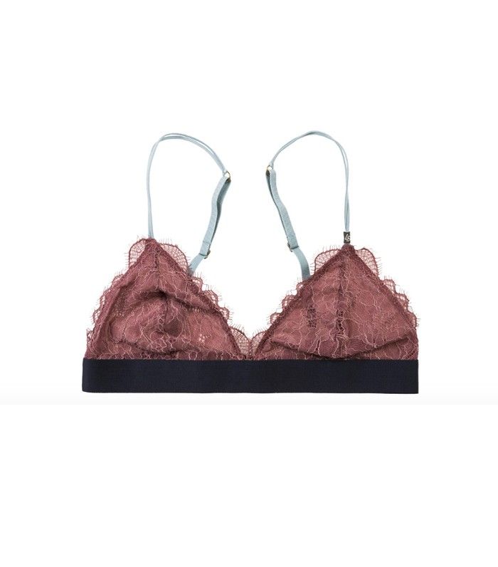 Newsflash: Everyone's Loving This Bra Trend Right Now | Who What Wear