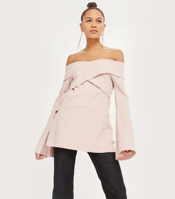 These Off-the-Shoulder Tops Look Great With Chokers | Who What Wear