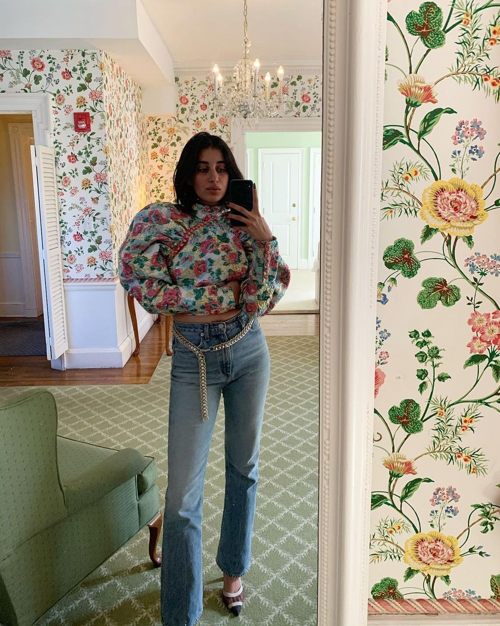 8 Easy High-Waisted Jeans Outfits That Are Eternally Chic | Who What Wear