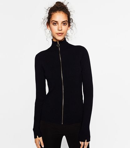 This Is the Coolest Neckline for Fall | Who What Wear