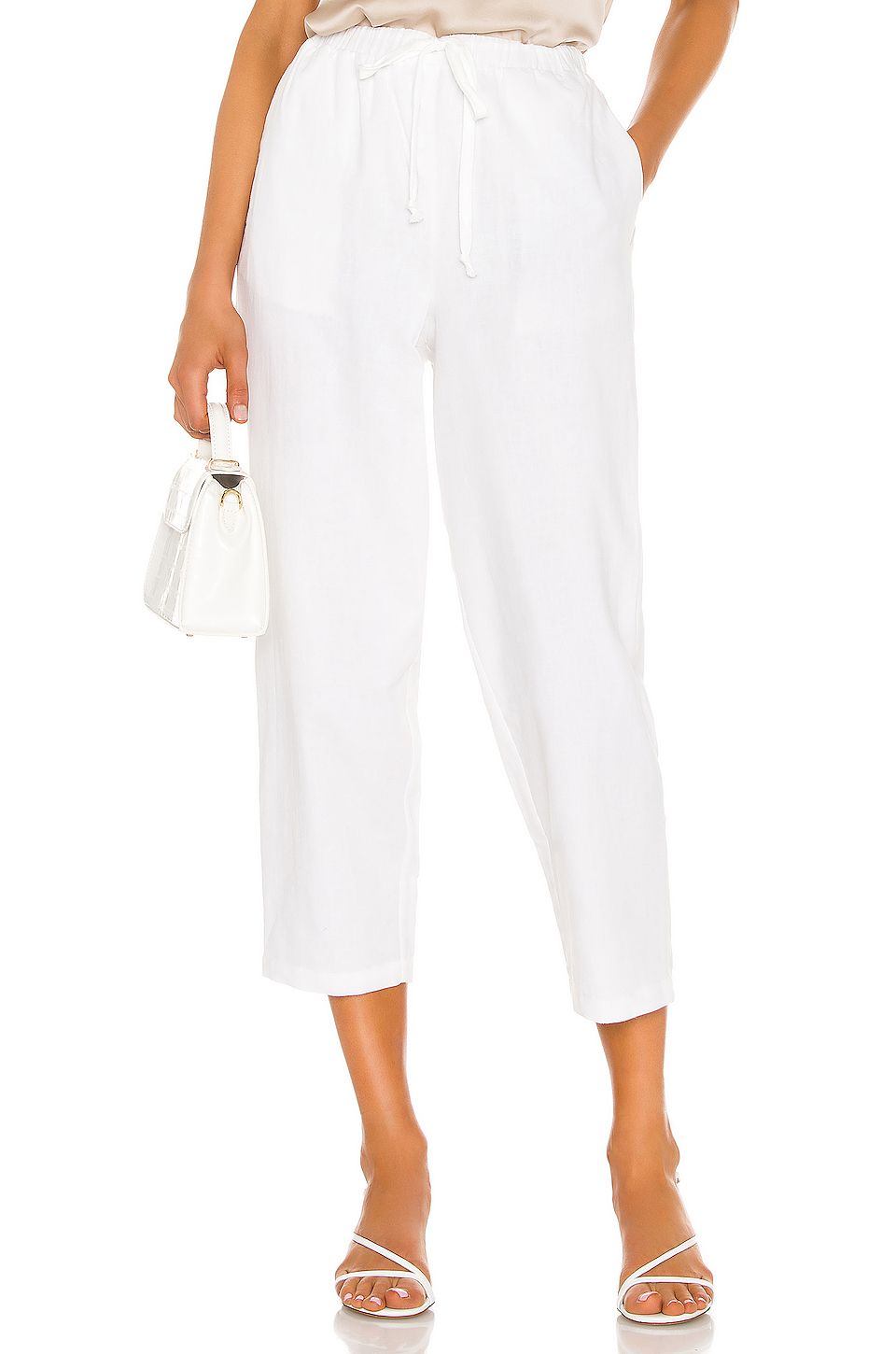 Here's Exactly What to Wear With Linen Pants | Who What Wear