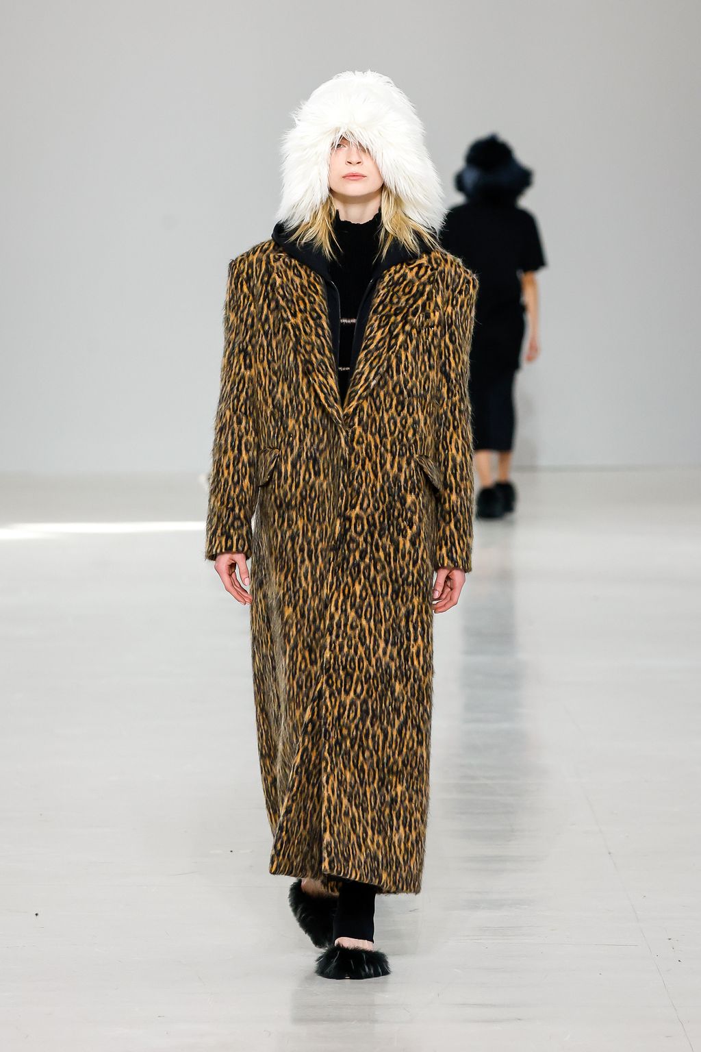 How to Wear Leopard Print: 10 Animal-Print Outfits for 2024 | Who What ...