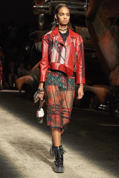 Emma Roberts Wore the Most Dramatic Shoes to NYFW | Who What Wear