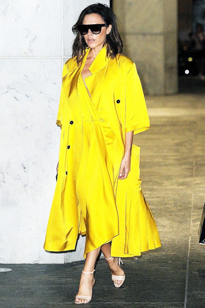 6 Victoria Beckham–Approved Colour Combinations Anyone Can Do | Who ...