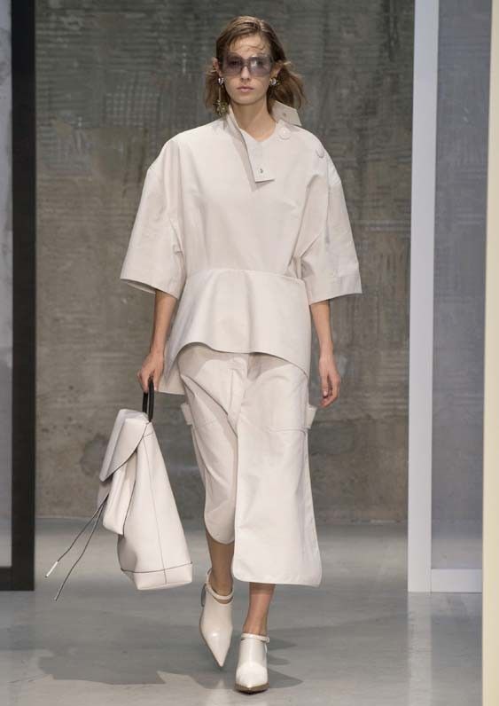 Marni's Spring Collection Puts a Fresh Spin on Ladylike Dressing | Who ...