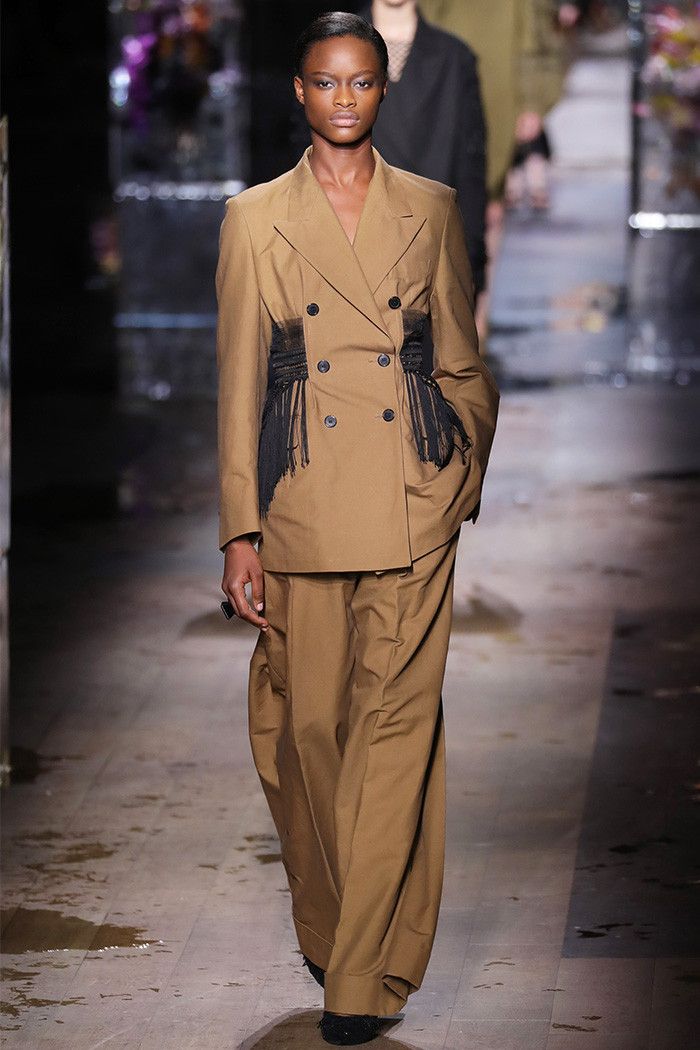 This "Dowdy" Pant Style Is Set for a Return | Who What Wear