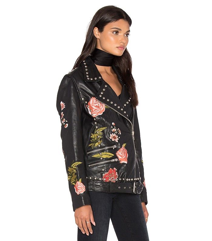 Every Blogger Is Instagramming This Pose Right Now | Who What Wear