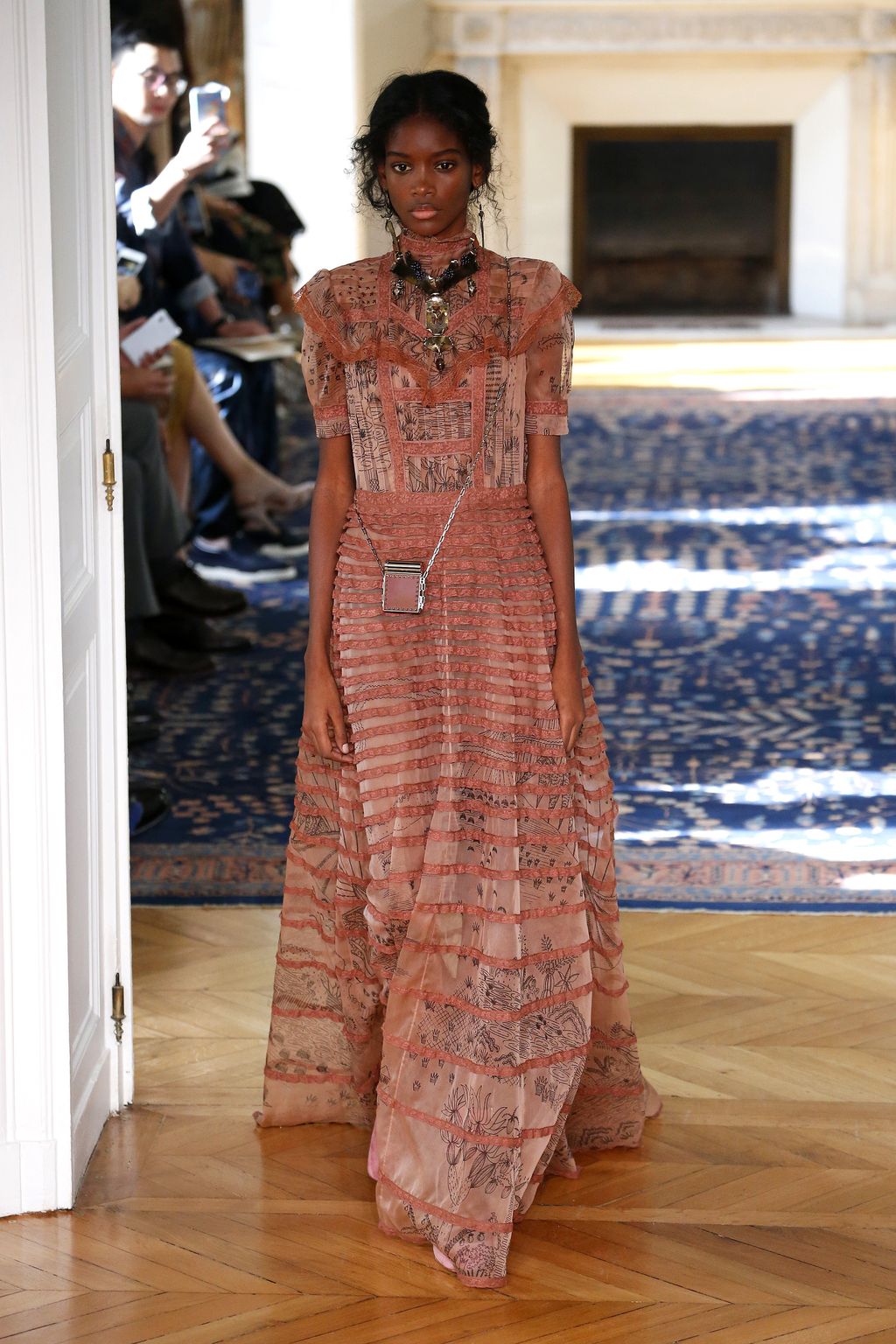 Jessica Alba Pulls Off a Completely Sheer Skirt in Paris | Who What Wear