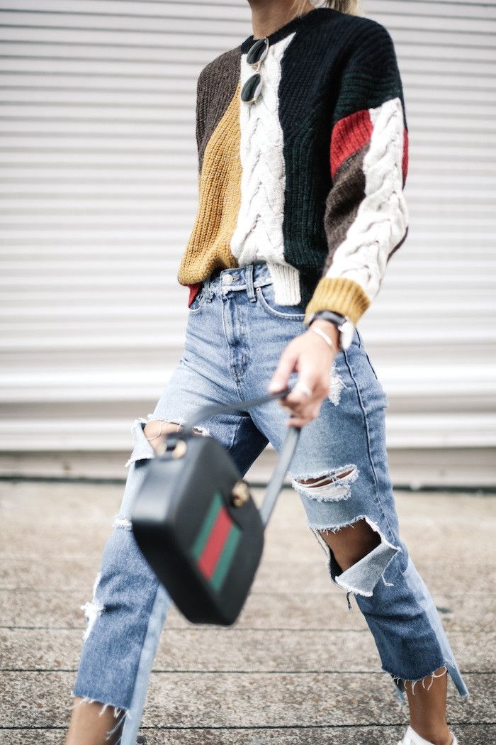 This Blogger Makes a Cool Case for the Statement Sweater | Who What Wear